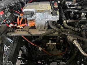 Серый БМВ i4 2024 в Паневежис, объемом двигателя 0.00 л и пробегом 50 тыс. км за 12000 €, фото 7 на AUTOMOTO.COM.LV