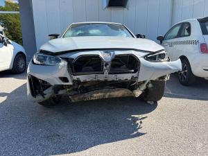 Pelēks BMW i4 2023 Panevēža, ar dzinēja tilpumu 0.00 L un nobraukumu 55 tūkst. km par 21000 €, foto 4 vietnē AUTOMOTO.COM.LV