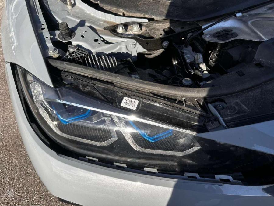 Pelēks BMW i4 2023 Panevēža, ar dzinēja tilpumu 0.00 L un nobraukumu 55 tūkst. km par 21000 €, foto 19 vietnē AUTOMOTO.COM.LV