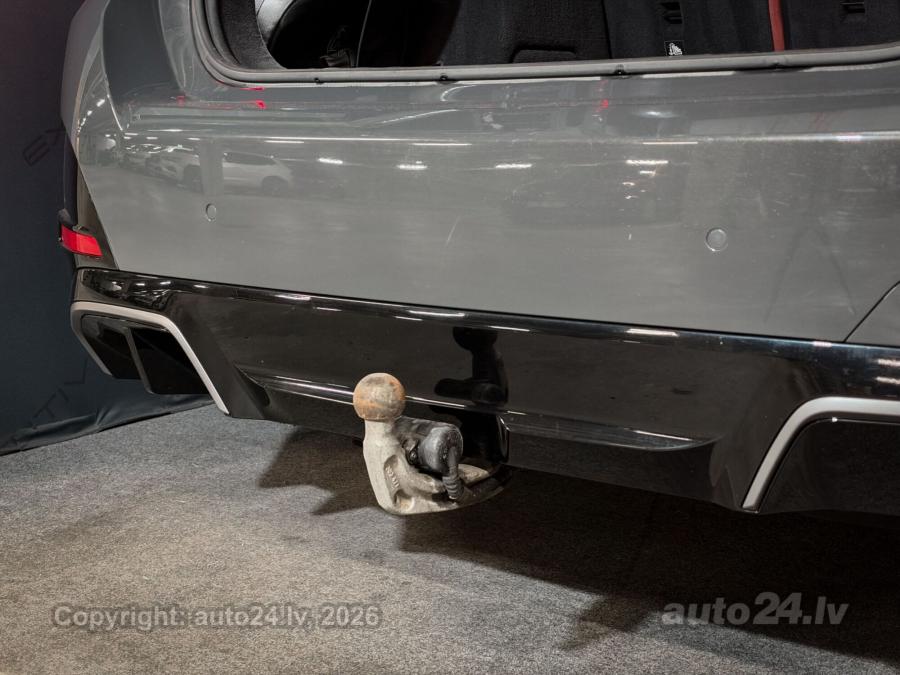 Pelēks BMW i4 2023 Tallina, ar dzinēja tilpumu 0.00 L un nobraukumu 127 tūkst. km par 42900 €, foto 12 vietnē AUTOMOTO.COM.LV