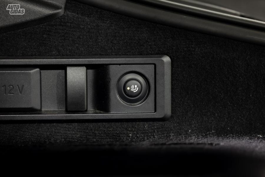 Grey BMW i4 2024 in Vilnius, with an engine capacity of 0.00 L and mileage of 26 thousand km for 49991 €, photo 36 on AUTOMOTO.COM.LV