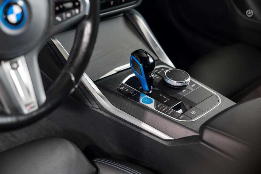 BMW i4 2022 in Vilnius, with an engine capacity of 0.00 L and mileage of 88 thousand km for 38491 €, photo 15 on AUTOMOTO.COM.LV