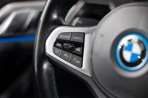 BMW i4 2022 in Vilnius, with an engine capacity of 0.00 L and mileage of 88 thousand km for 38491 €, photo 20 on AUTOMOTO.COM.LV