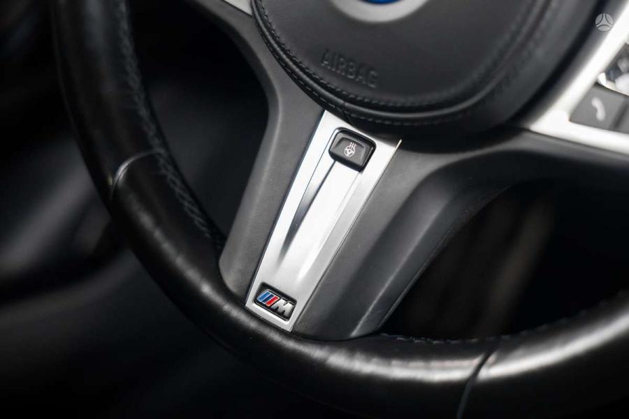 BMW i4 2022 in Vilnius, with an engine capacity of 0.00 L and mileage of 88 thousand km for 38491 €, photo 21 on AUTOMOTO.COM.LV