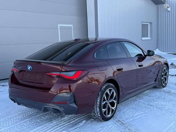 Sarkans BMW i4 2023 Kauņa, ar dzinēja tilpumu 0.00 L un nobraukumu 35 tūkst. km par 25400 €, foto 3 vietnē AUTOMOTO.COM.LV
