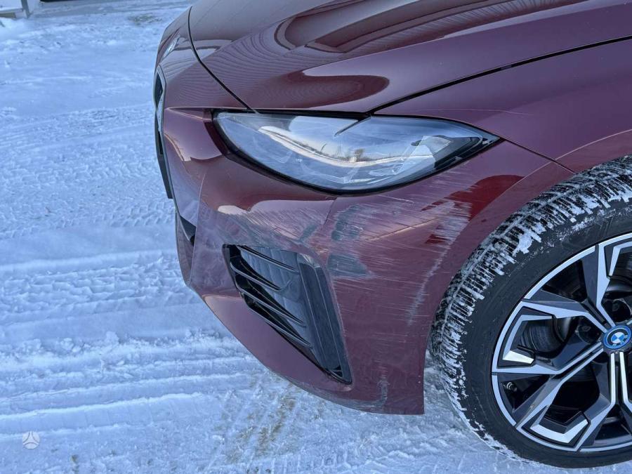 Sarkans BMW i4 2023 Kauņa, ar dzinēja tilpumu 0.00 L un nobraukumu 35 tūkst. km par 25400 €, foto 9 vietnē AUTOMOTO.COM.LV