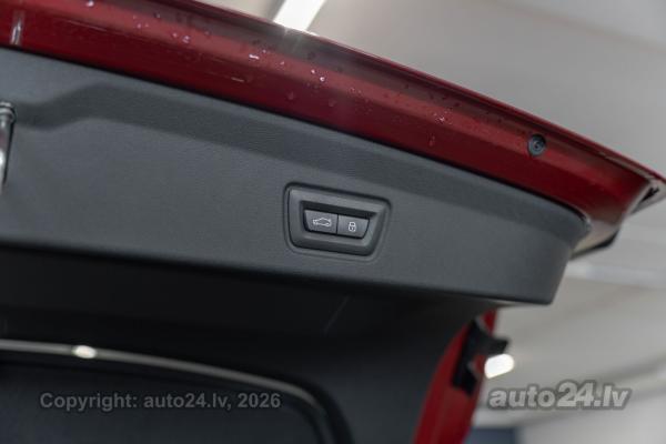 Sarkans BMW i4 2026 Tallina, ar dzinēja tilpumu 0.00 L un nobraukumu 5 tūkst. km par 68300 €, foto 6 vietnē AUTOMOTO.COM.LV