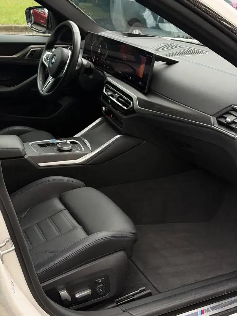 BMW i4 2023 in Riga, with an engine capacity of 0.00 L and mileage of 52 thousand km for 42980 €, photo 11 on AUTOMOTO.COM.LV