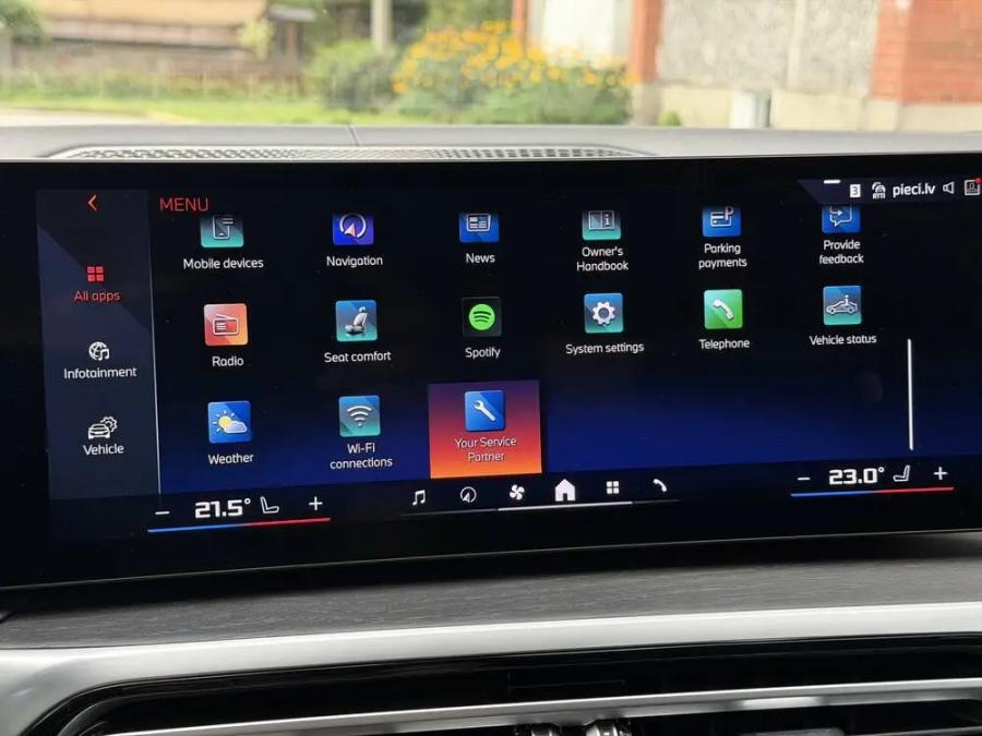 BMW i4 2023 in Riga, with an engine capacity of 0.00 L and mileage of 52 thousand km for 42980 €, photo 25 on AUTOMOTO.COM.LV
