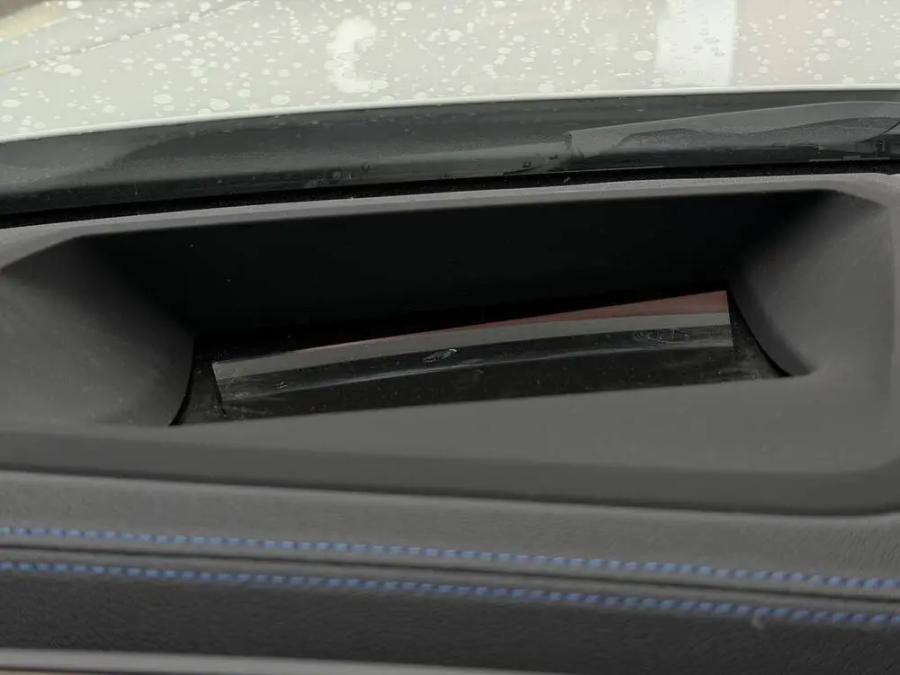 BMW i4 2023 in Riga, with an engine capacity of 0.00 L and mileage of 52 thousand km for 42980 €, photo 31 on AUTOMOTO.COM.LV