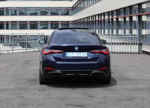 BMW i4 2023 in Riga, with an engine capacity of 0.00 L and mileage of 99 thousand km for 44980 €, photo 6 on AUTOMOTO.COM.LV