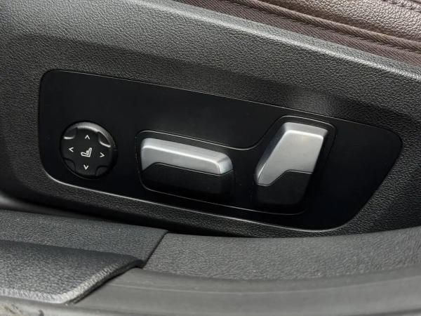 BMW i4 2023 Rīga, ar dzinēja tilpumu 0.00 L un nobraukumu 99 tūkst. km par 44980 €, foto 8 vietnē AUTOMOTO.COM.LV