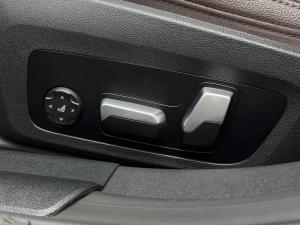 BMW i4 2023 in Riga, with an engine capacity of 0.00 L and mileage of 99 thousand km for 44980 €, photo 9 on AUTOMOTO.COM.LV