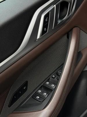 BMW i4 2023 in Riga, with an engine capacity of 0.00 L and mileage of 99 thousand km for 44980 €, photo 10 on AUTOMOTO.COM.LV