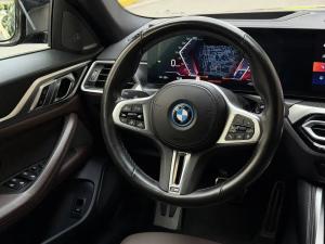 BMW i4 2023 in Riga, with an engine capacity of 0.00 L and mileage of 99 thousand km for 44980 €, photo 17 on AUTOMOTO.COM.LV