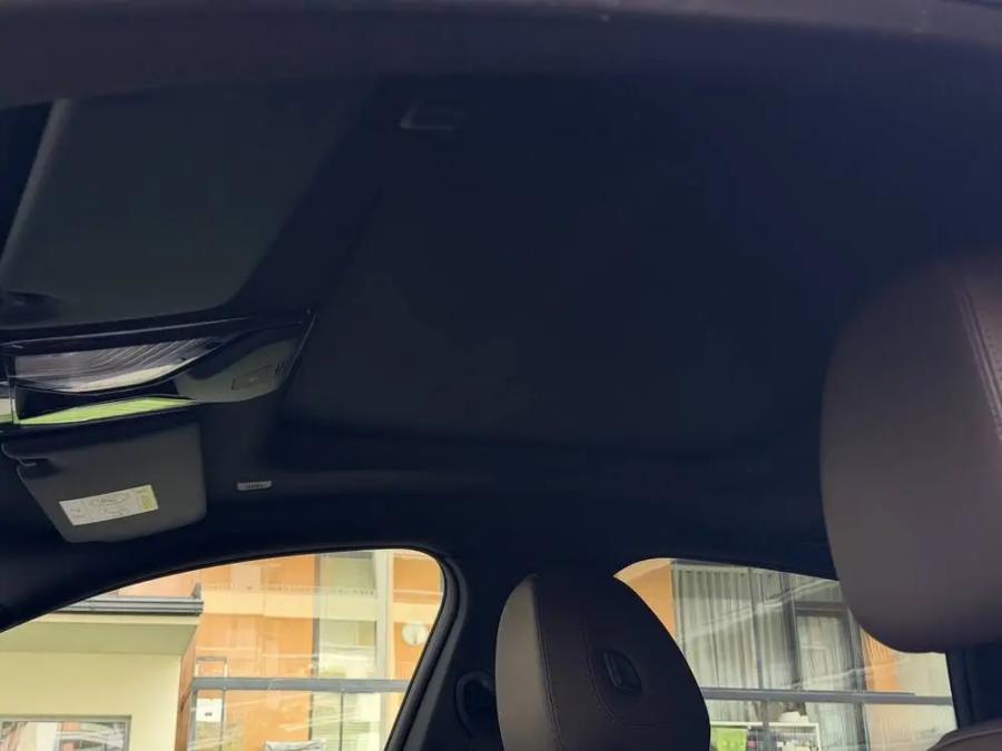 BMW i4 2023 in Riga, with an engine capacity of 0.00 L and mileage of 99 thousand km for 44980 €, photo 21 on AUTOMOTO.COM.LV