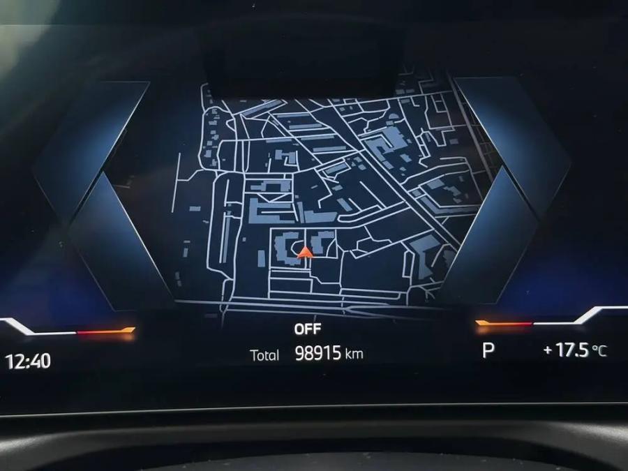 BMW i4 2023 in Riga, with an engine capacity of 0.00 L and mileage of 99 thousand km for 44980 €, photo 28 on AUTOMOTO.COM.LV