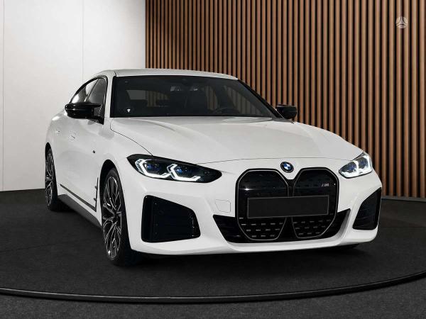 White BMW i4 2022 in Tukums, with an engine capacity of 0.00 L and mileage of 94 thousand km for 42990 €, photo 2 on AUTOMOTO.COM.LV