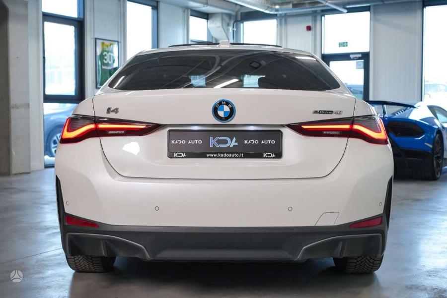 White BMW i4 2023 in Kaunas, with an engine capacity of 0.00 L and mileage of 74 thousand km for 35950 €, photo 11 on AUTOMOTO.COM.LV