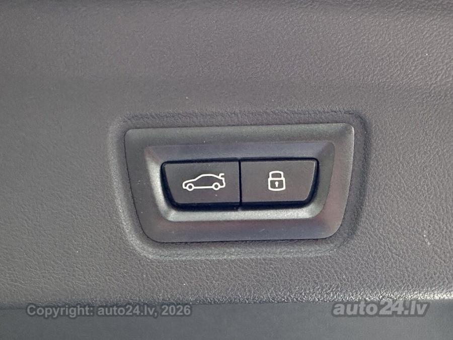 Белый БМВ i4 2023 в Таллин, объемом двигателя 0.00 л и пробегом 89 тыс. км за 43990 €, фото 25 на AUTOMOTO.COM.LV