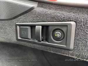 Белый БМВ i4 2023 в Таллин, объемом двигателя 0.00 л и пробегом 89 тыс. км за 43990 €, фото 26 на AUTOMOTO.COM.LV