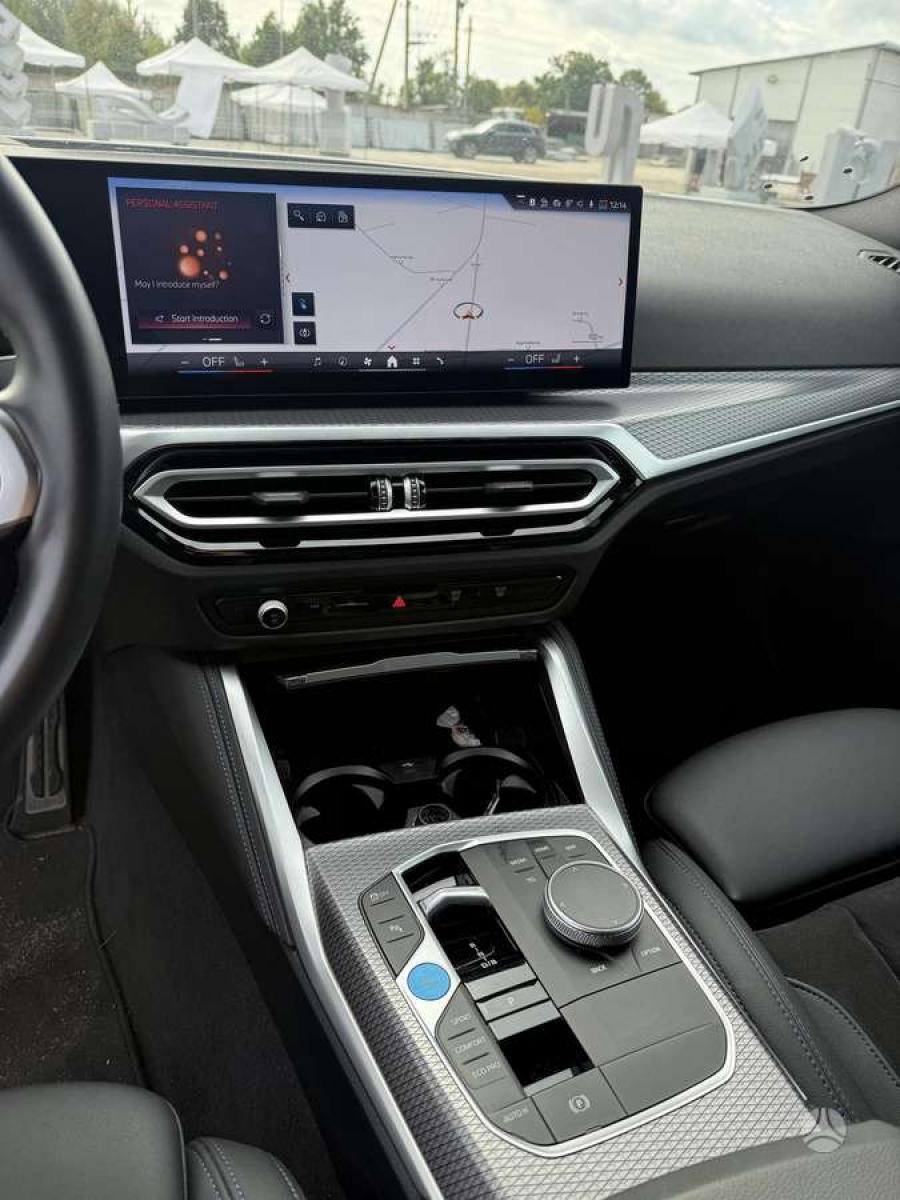Белый БМВ i4 2023 в Каунас, объемом двигателя 0.00 л и пробегом 42 тыс. км за 18990 €, фото 16 на AUTOMOTO.COM.LV