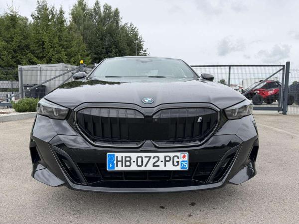 Melns BMW i5 2023 Klaipėda, ar dzinēja tilpumu 0.00 L un nobraukumu 198 tūkst. km par 39300 €, foto 2 vietnē AUTOMOTO.COM.LV