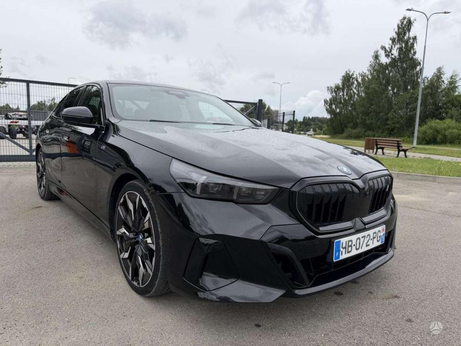 Melns BMW i5 2023 Klaipėda, ar dzinēja tilpumu 0.00 L un nobraukumu 198 tūkst. km par 39300 €, foto 4 vietnē AUTOMOTO.COM.LV