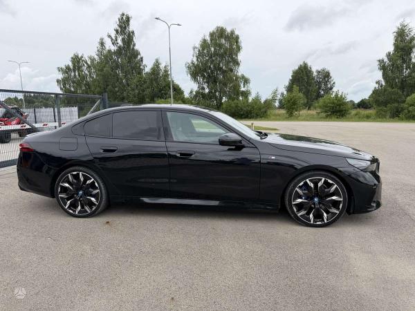 Melns BMW i5 2023 Klaipėda, ar dzinēja tilpumu 0.00 L un nobraukumu 198 tūkst. km par 39300 €, foto 6 vietnē AUTOMOTO.COM.LV