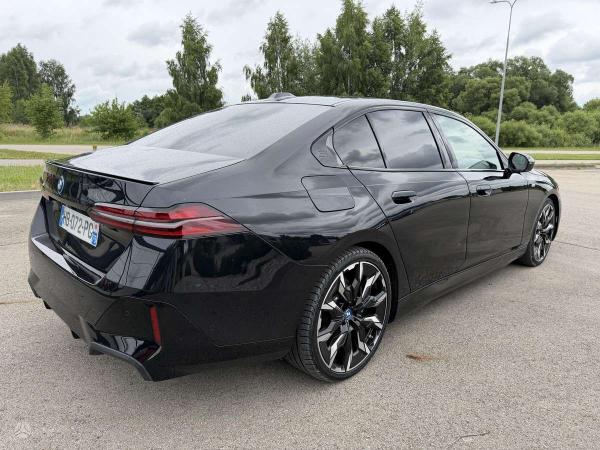 Melns BMW i5 2023 Klaipėda, ar dzinēja tilpumu 0.00 L un nobraukumu 198 tūkst. km par 39300 €, foto 7 vietnē AUTOMOTO.COM.LV
