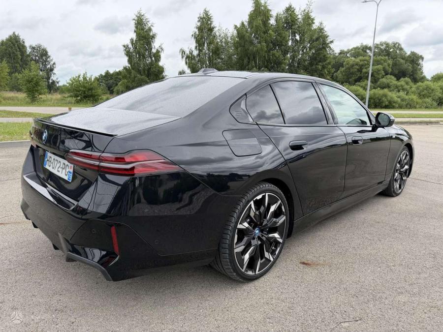 Melns BMW i5 2023 Klaipėda, ar dzinēja tilpumu 0.00 L un nobraukumu 198 tūkst. km par 39300 €, foto 8 vietnē AUTOMOTO.COM.LV