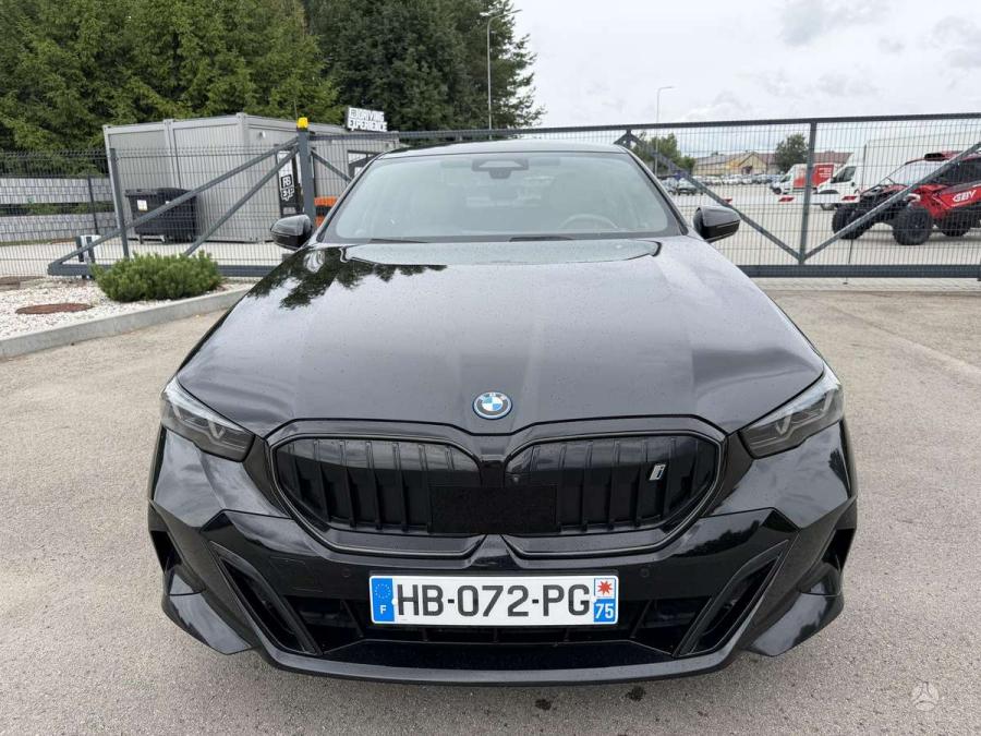 Melns BMW i5 2023 Klaipėda, ar dzinēja tilpumu 0.00 L un nobraukumu 198 tūkst. km par 39300 €, foto 15 vietnē AUTOMOTO.COM.LV