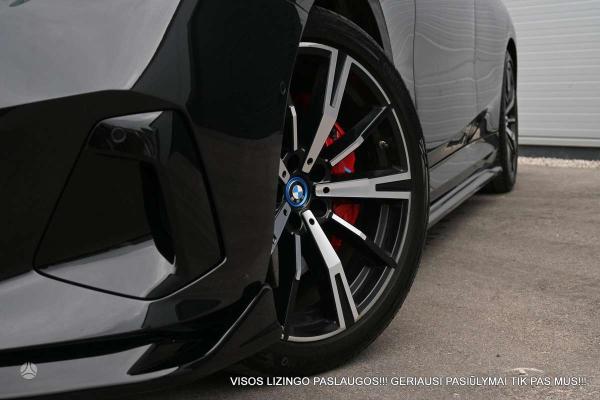 Black BMW i5 2023 in Kretinga, with an engine capacity of 0.00 L and mileage of 27 thousand km for 66999 €, photo 7 on AUTOMOTO.COM.LV