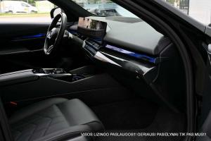 Black BMW i5 2023 in Kretinga, with an engine capacity of 0.00 L and mileage of 27 thousand km for 66999 €, photo 28 on AUTOMOTO.COM.LV