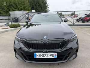 Black BMW i5 2023 in Klaipeda, with an engine capacity of 0.00 L and mileage of 199 thousand km for 39800 €, photo 4 on AUTOMOTO.COM.LV