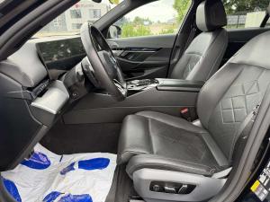 Black BMW i5 2023 in Klaipeda, with an engine capacity of 0.00 L and mileage of 199 thousand km for 39800 €, photo 19 on AUTOMOTO.COM.LV