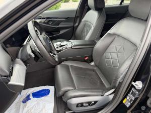 Black BMW i5 2023 in Klaipeda, with an engine capacity of 0.00 L and mileage of 199 thousand km for 39800 €, photo 21 on AUTOMOTO.COM.LV