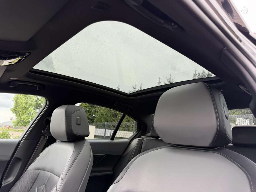 Black BMW i5 2023 in Klaipeda, with an engine capacity of 0.00 L and mileage of 199 thousand km for 39800 €, photo 30 on AUTOMOTO.COM.LV