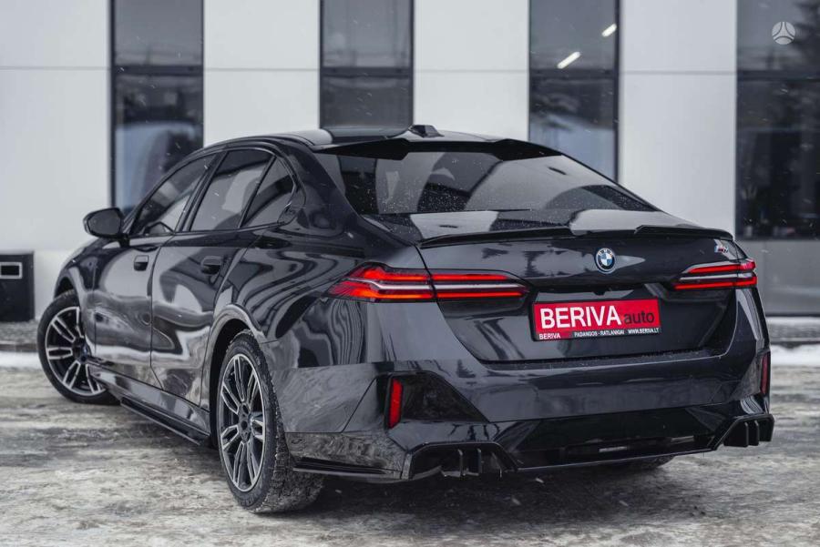 Melns BMW i5 2024 Viļņa, ar dzinēja tilpumu 0.00 L un nobraukumu 4 tūkst. km par 59800 €, foto 11 vietnē AUTOMOTO.COM.LV