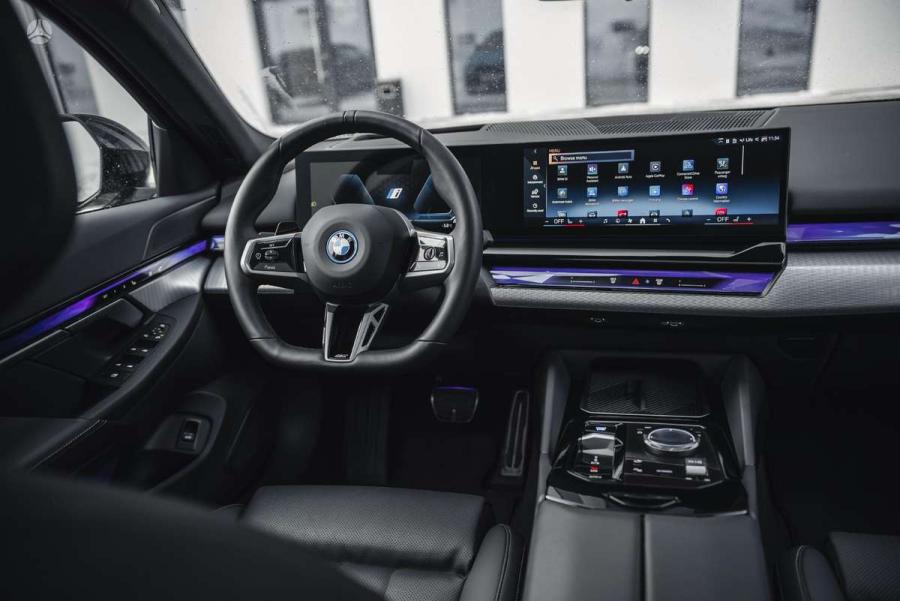 Melns BMW i5 2024 Viļņa, ar dzinēja tilpumu 0.00 L un nobraukumu 4 tūkst. km par 59800 €, foto 27 vietnē AUTOMOTO.COM.LV