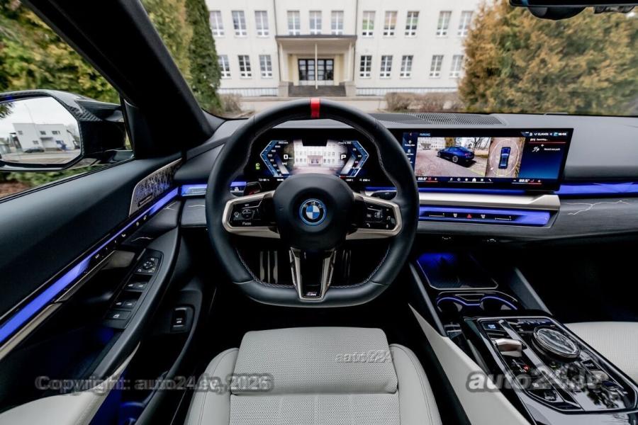 Синий БМВ i5 2023 в Таллин, объемом двигателя 0.00 л и пробегом 47 тыс. км за 69900 €, фото 16 на AUTOMOTO.COM.LV