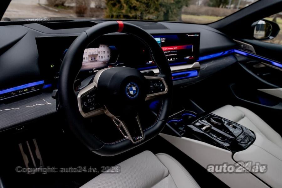 Синий БМВ i5 2023 в Таллин, объемом двигателя 0.00 л и пробегом 47 тыс. км за 69900 €, фото 17 на AUTOMOTO.COM.LV