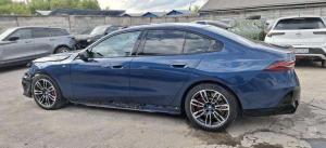 Zils BMW i5 2024 Kauņa, ar dzinēja tilpumu 0.00 L un nobraukumu 53 tūkst. km par 45000 €, foto 5 vietnē AUTOMOTO.COM.LV