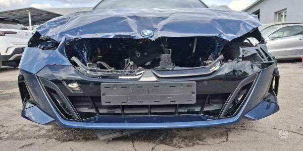 Zils BMW i5 2024 Kauņa, ar dzinēja tilpumu 0.00 L un nobraukumu 53 tūkst. km par 45000 €, foto 9 vietnē AUTOMOTO.COM.LV