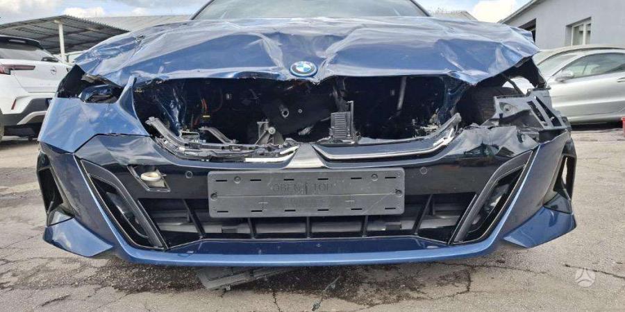 Zils BMW i5 2024 Kauņa, ar dzinēja tilpumu 0.00 L un nobraukumu 53 tūkst. km par 45000 €, foto 10 vietnē AUTOMOTO.COM.LV