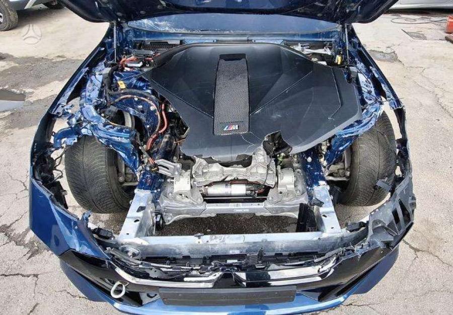 Zils BMW i5 2024 Kauņa, ar dzinēja tilpumu 0.00 L un nobraukumu 53 tūkst. km par 45000 €, foto 13 vietnē AUTOMOTO.COM.LV