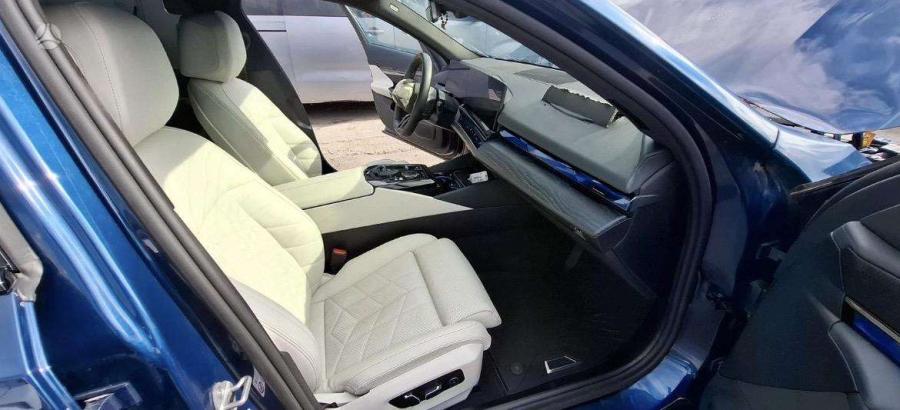 Zils BMW i5 2024 Kauņa, ar dzinēja tilpumu 0.00 L un nobraukumu 53 tūkst. km par 45000 €, foto 17 vietnē AUTOMOTO.COM.LV