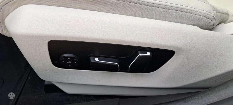 Zils BMW i5 2024 Kauņa, ar dzinēja tilpumu 0.00 L un nobraukumu 53 tūkst. km par 45000 €, foto 18 vietnē AUTOMOTO.COM.LV