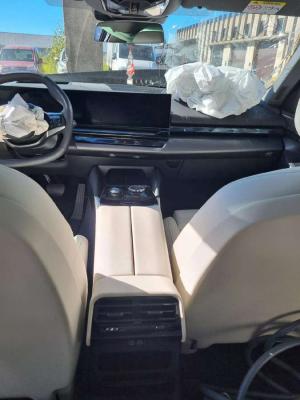 Zils BMW i5 2024 Mažeikiai, ar dzinēja tilpumu 0.00 L un nobraukumu 15 tūkst. km par 28333 €, foto 9 vietnē AUTOMOTO.COM.LV