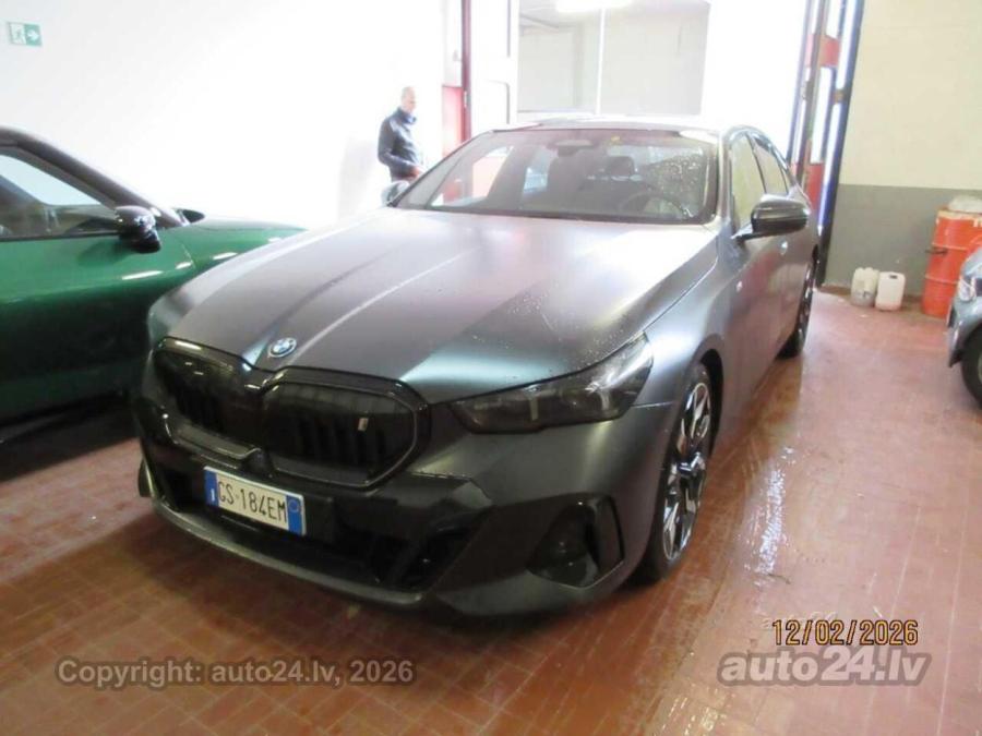 Grey BMW i5 2023 in Tallinn, with an engine capacity of 0.00 L and mileage of 107 thousand km for 45900 €, photo 1 on AUTOMOTO.COM.LV